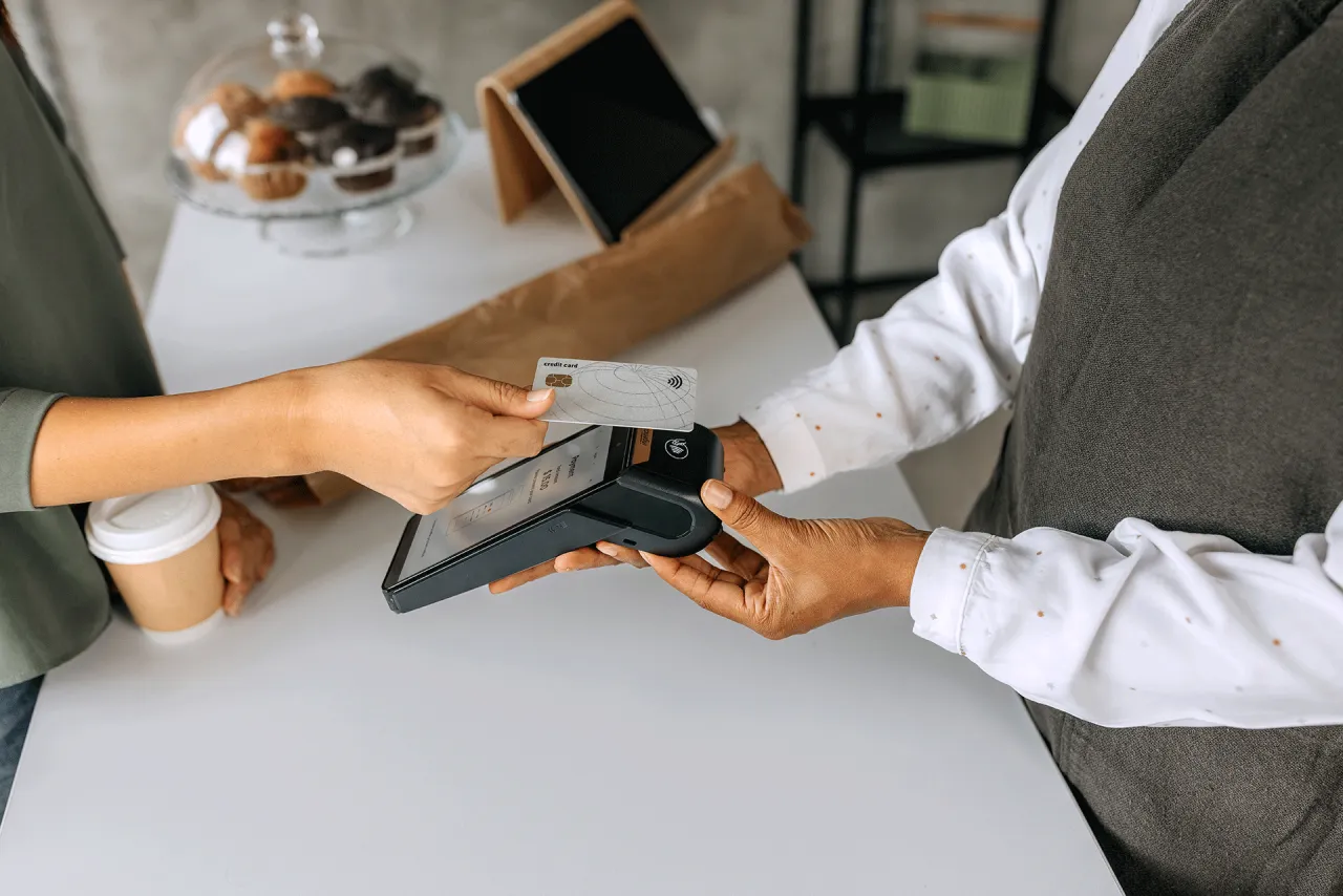 product-ingenico-dx8000 | ELCOM